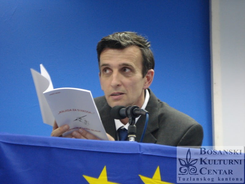 Promovisane knjige autora Senada Hadžića